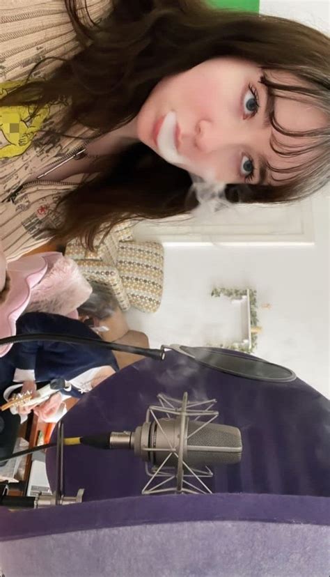 Emma Harvey Im Blue Dream Life Photos Harvey