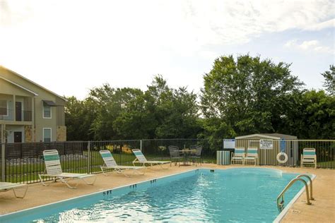 Amenities Youll Love Country Club Apartments