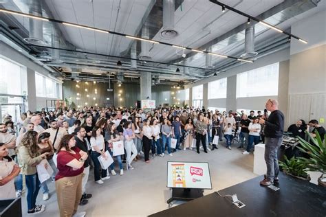 Were Hiring In Tel Aviv At Hibob We Believe People Do Their Best Work When They Can Truly Be