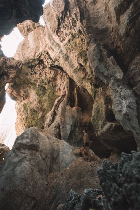 How To Visit Batu Cermin Cave In Labuan Bajo Flores Mirror Cave We Seek Travel