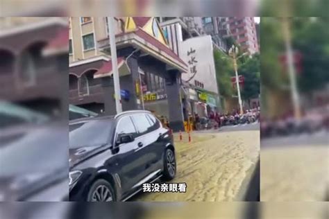 不堪入目！小区排污管道爆裂，大门前粪便铺满路