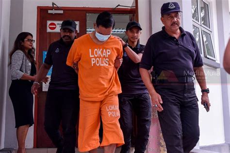 Kekasih Nur Farah Kartini Adalah Anggota Polis Kp Selangor Kosmo