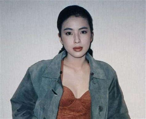 张学友妻子近照曝光，原来长成这般模样，网友：怪不得隐藏这么深罗美薇