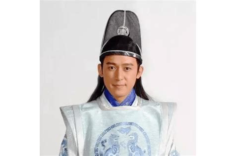 白云飞电视剧《刁蛮公主》角色搜狗百科