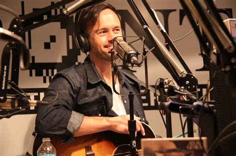 Watch Atlas Genius Play Molecules Levitate Stripped Down In The