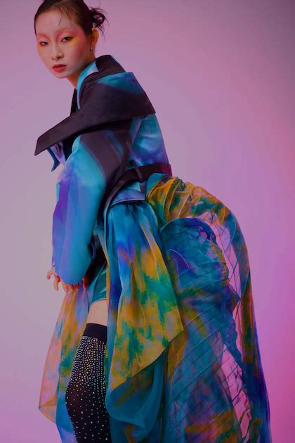 大阪文化服装学院 卒業作品発表会