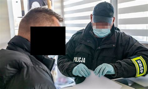 Uderzenie W Gang Przemytnik W Lek W Narkotycznych I Psychotropowych