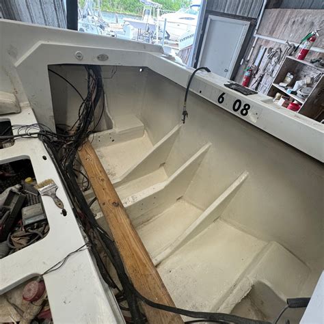 33 Outlaw Outboard Conversion With Bracket Page 2
