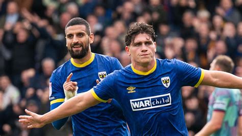 Afc Wimbledon 4 0 Carlisle Dons Romp To Victory In First Home Game