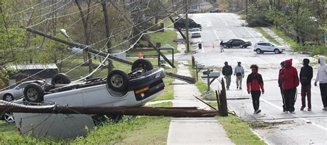 Las Dramáticas Imágenes De La Devastación Que Dejó Un Tornado En