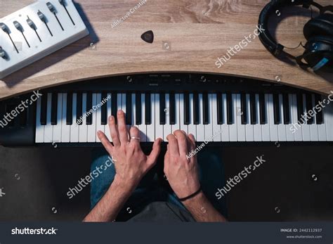 Keyboard Synthesizers Photos Images And Pictures