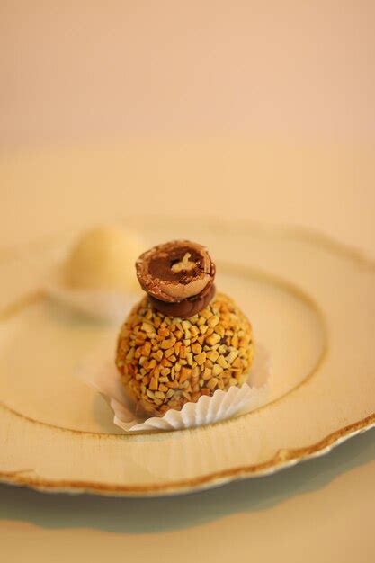 Premium Photo Miniature Chocolate Cake