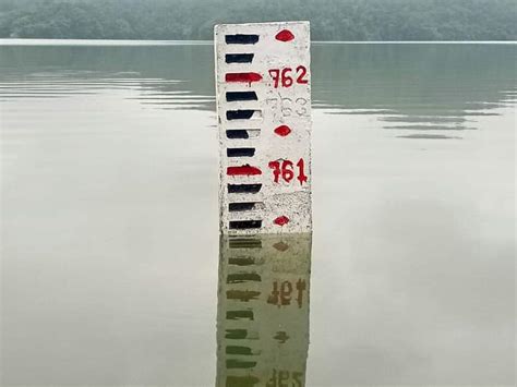 စလင်းရေလှောင်တမံရေပိုလွှဲမှ ၀ ၃၀ ပေ ရေကျော်စီးဆင်းလျက်ရှိ Information And Public Relations