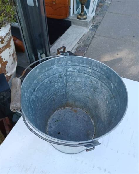 Skøn Lille Zink Spand Den Lille Kælderbutik