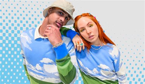 Microsoft Unveils 2023 S Windows Ugly Sweater The Register