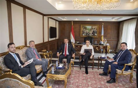 المرشح الرئاسي حازم عمر يستقبل السفير الايطالي بمقر حملته بلدنا اليوم