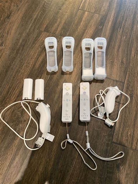 2 Wii Controller Nunchuck Motion Plus Kaufen Auf Ricardo