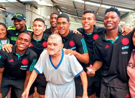 El Emotivo Encuentro De La Selección Colombia Sub 20 Con Adultos
