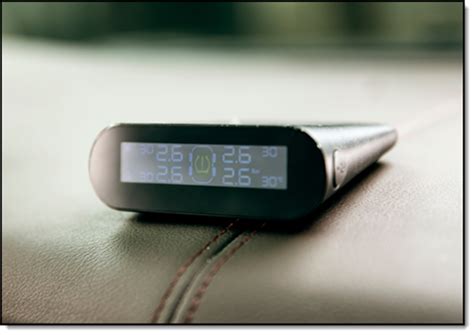 Why You Should Use A TPMS When Towing