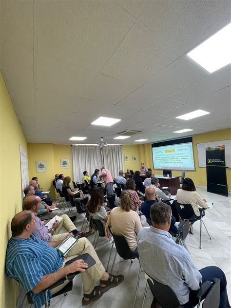 Gran Interés Y Asistencia En La Jornada Ley De Cadena Alimentaria