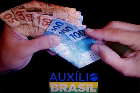 Como fazer o empréstimo do Auxílio Brasil Economia G1