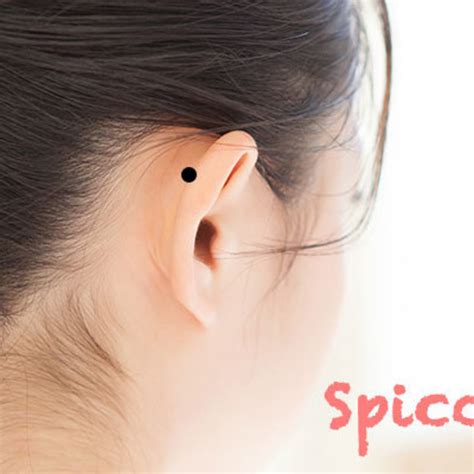 耳裏のほくろは最強？耳のほくろの意味6個！耳の横・耳の下 Spicomi