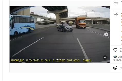 Foto Viral Bus Pemkab Bekasi Senggol Brio Di Jalan Tol Sopir Tancap Gas