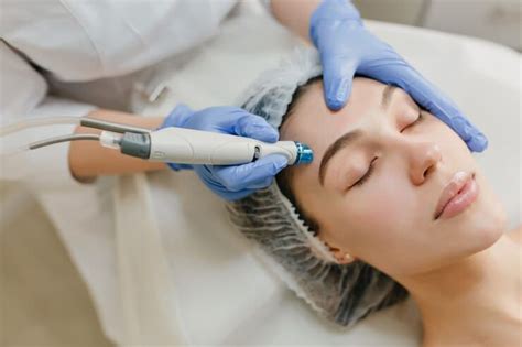 Hydrafacial Magic Get Glowing Skin With Hydrafacial Treatment Fms Skin