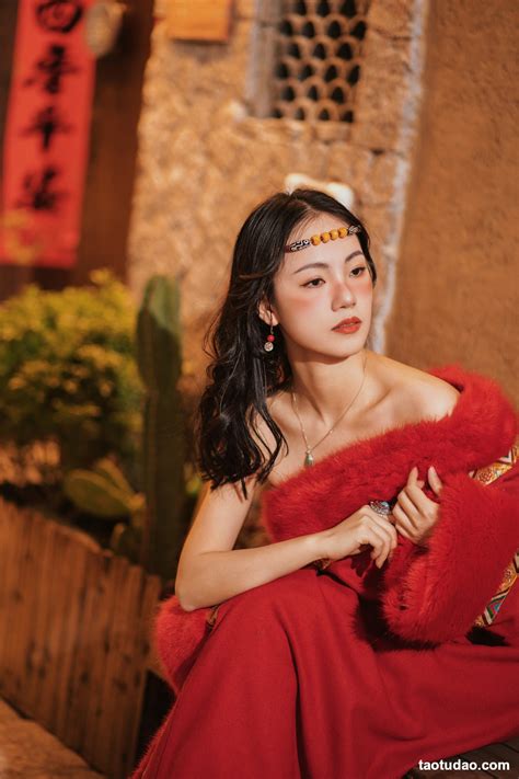 YITUYU艺图语 2023 04 01 卓玛姑娘 陈丽妃 29 1P447MB 套图岛