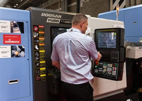 Twin Turret Horizontal CNC Lathes Mills CNC