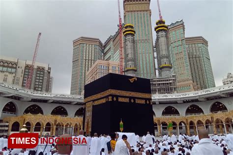 Umrah Bareng Tombo Ati 9 Bersedih Meninggalkan Baitullah Times
