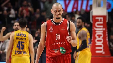 גיא פלטין האריך חוזה בהפועל תא