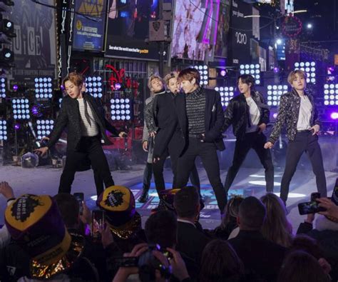 Bts Perform Butter On Tonight Show With Jimmy Fallon