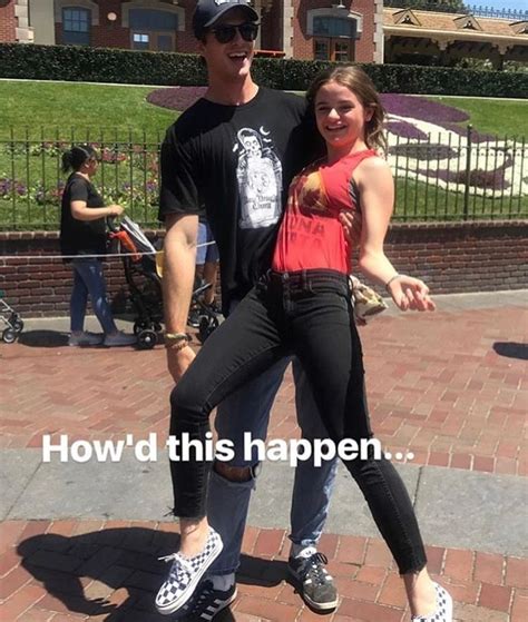 Pinterest Fashionista1152 Kissing Booth Joey King Cute Couples