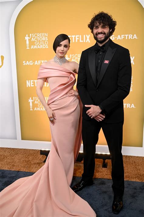 Sofía Carson And Noah Centineo The New Faces Of Sag Awards 2025