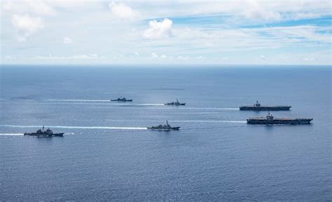 Us Navy Posts Photos Of Carriers Reagan And Nimitz In South China Sea
