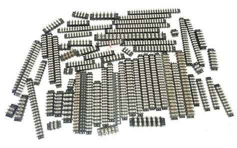 ~seven Pounds 7lbs Of Assorted Size Cinch Wire Terminal Blocks Conne