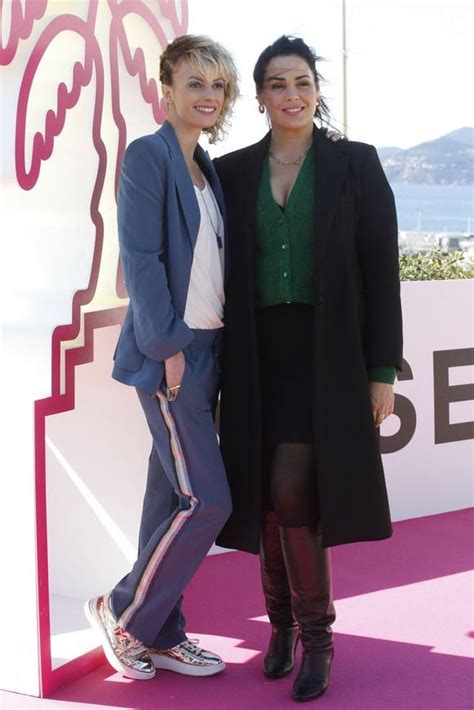 Photo Sara Mortensen Et Lola Dewaere Au Photocall De La Série Astrid