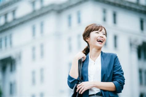 6月2日生まれの運勢！性格・恋愛・結婚・金運・星座【誕生日占い】 Spicomi