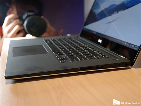 Computex 2015: Dell zeigt erstmals das neue Dell XPS 15 mit Infinity ...