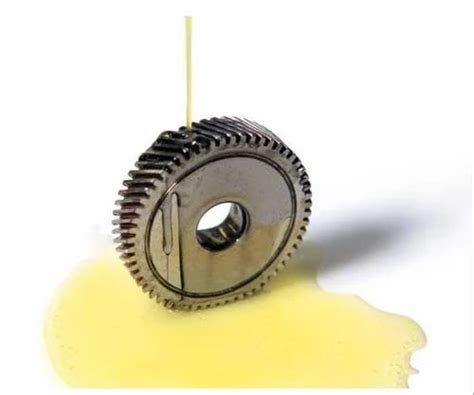 Rozaliya Lubricants Brown Anti Rust Preventive Oil Grade Industrial At Rs 145 Litre In Chennai