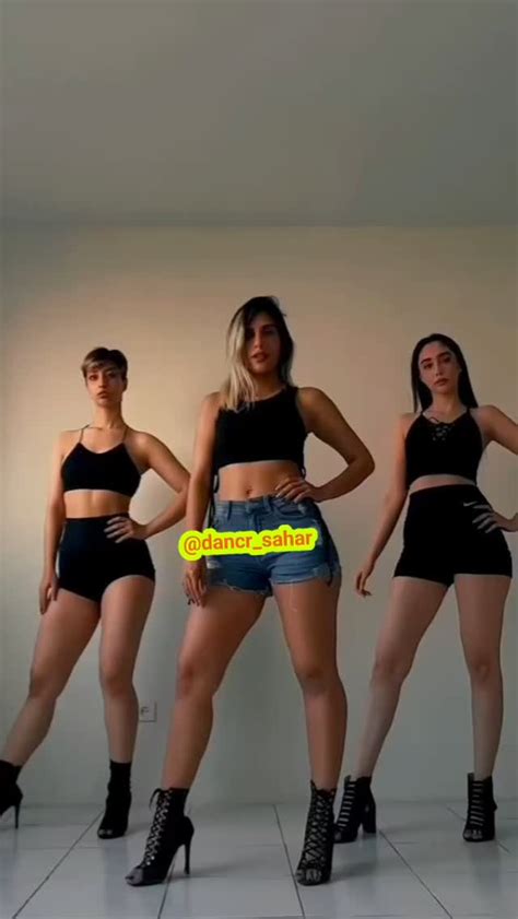 ‎رقص ودنس سحر🥰‎ ‎رقص آرزوی عزیزم بزن لایک قشنگه رو به افتخارش 🌺👀💞🩷☀😍