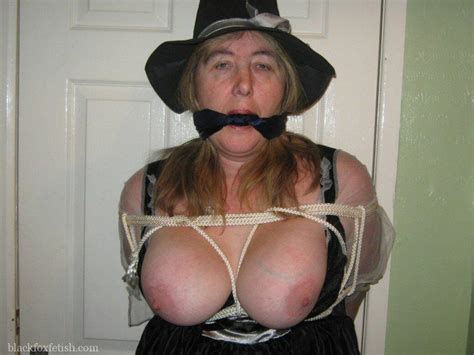 Black Fox Bound Sex Photos Nakedpics