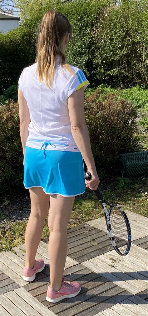 Tenue De Tennis Adidas Pour Femme Taille S Performance Et Style Sports2life