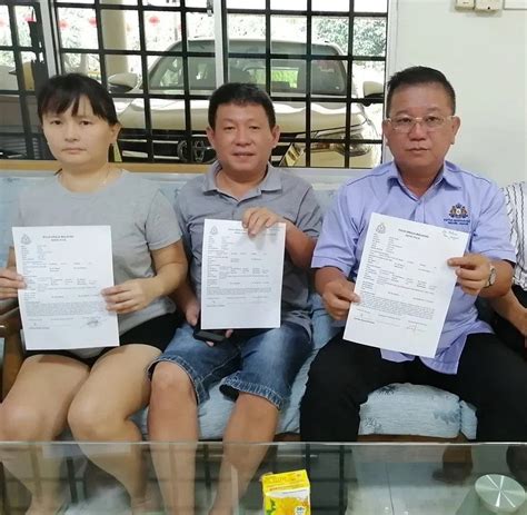 疑遭追债者点错相 华裔单亲妈妈住家3次遭抛掷臭鸡蛋 马来西亚诗华日报新闻网