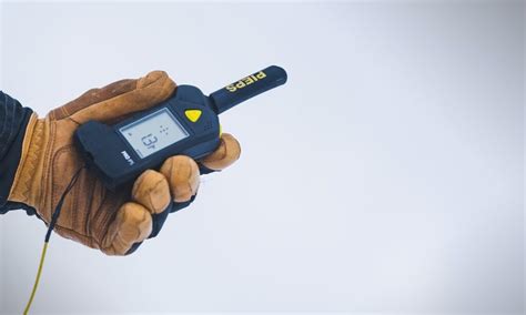 New Black Diamond Avalanche Beacon Gripped Magazine