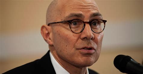 Turk Alerta De Que El Plan Británico De Deportaciones A Ruanda Viola