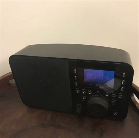 Logitech Squeezebox Internet Radio Audio Portable Music Players On