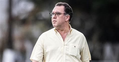 Craque tem saída exigida do Santos e vai jogar em rival da série A
