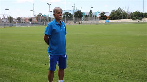A korábbi váci edző Szabados György lett az FC Hatvan női csapatának